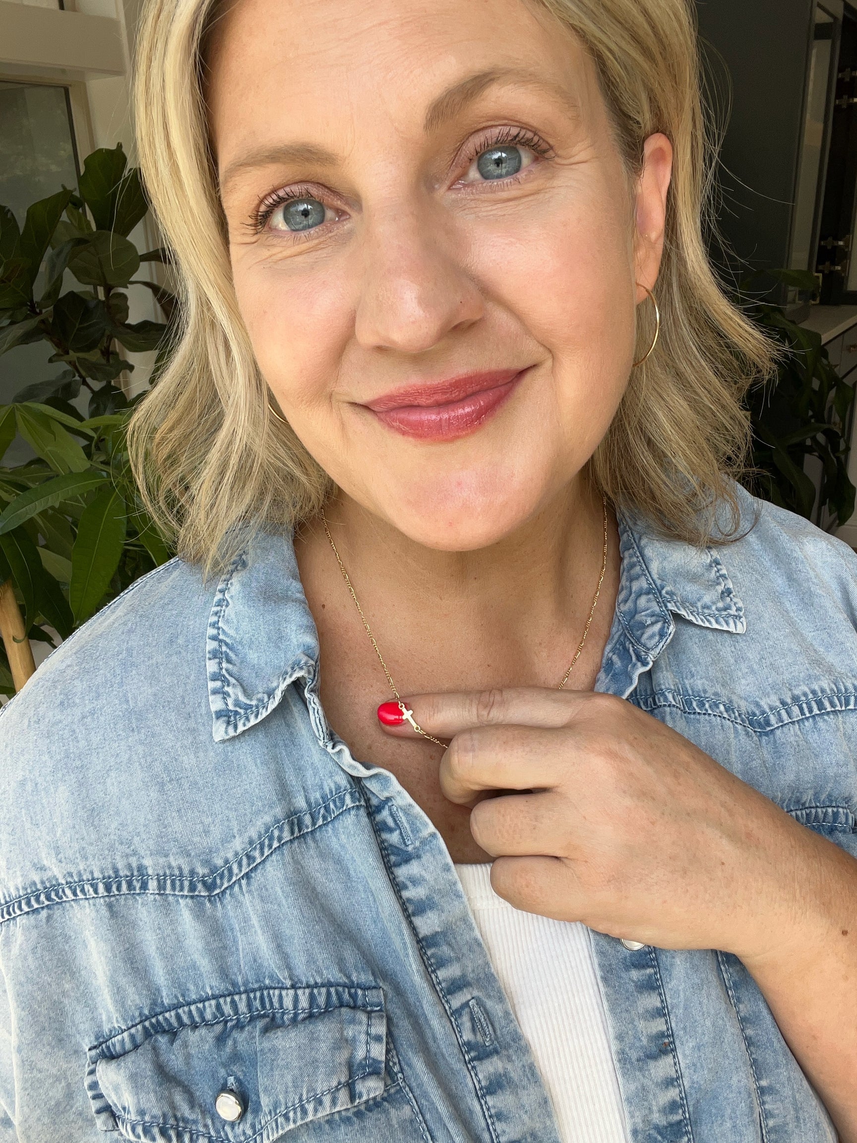 Cross Necklace – Hey June