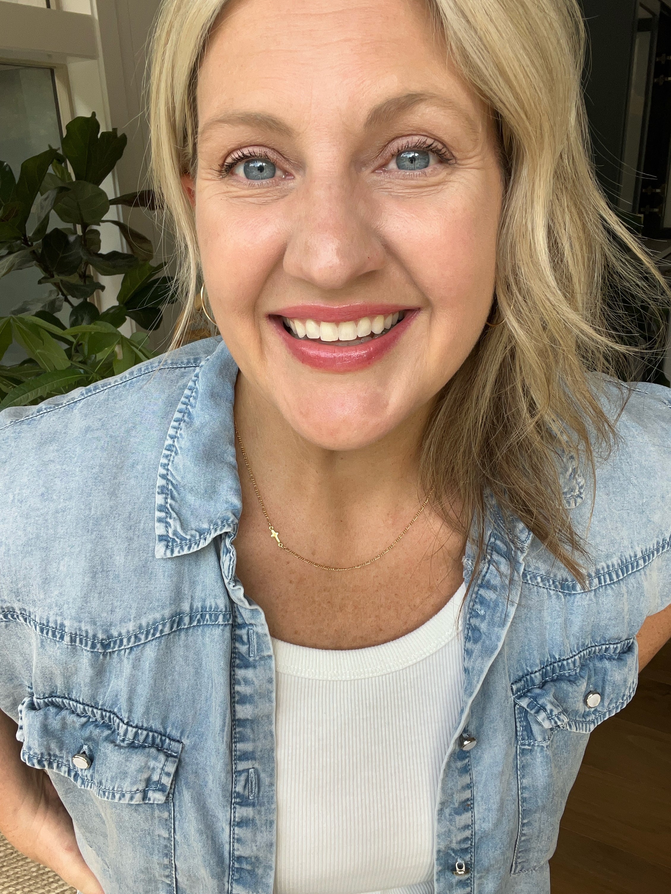 Cross Necklace – Hey June