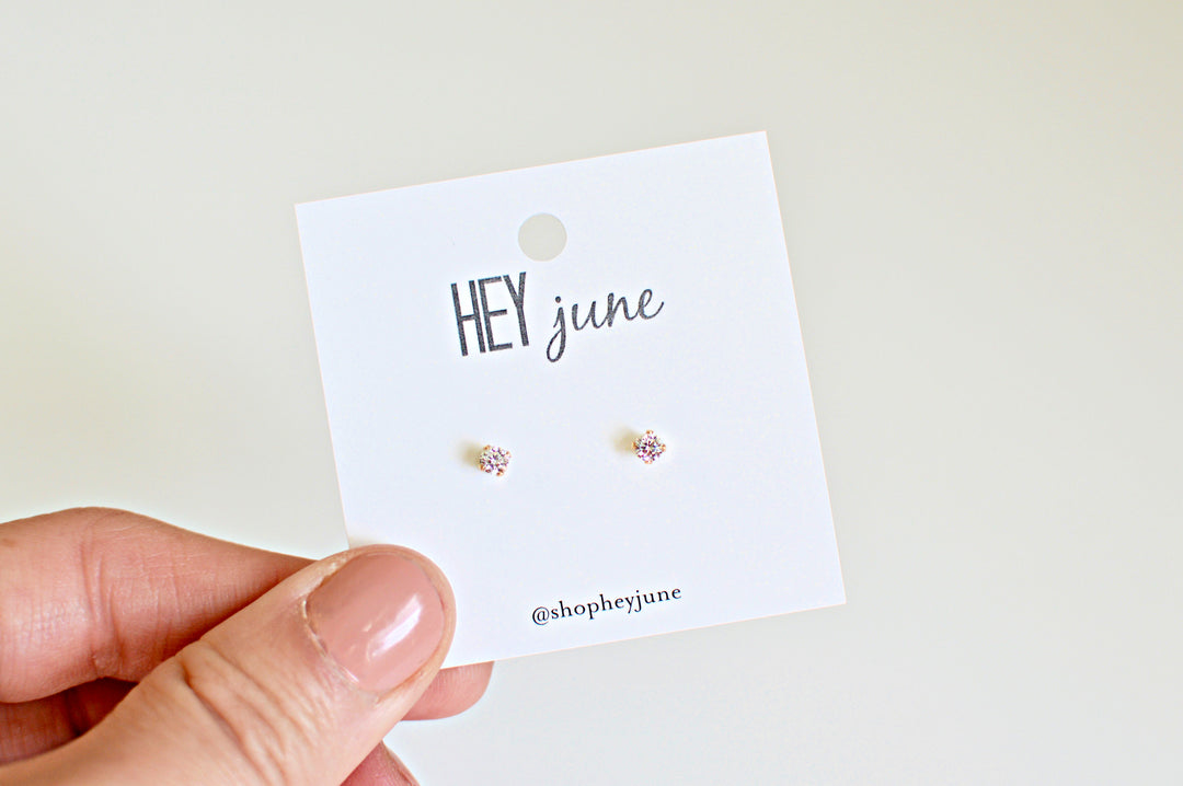 STUDS – Hey June